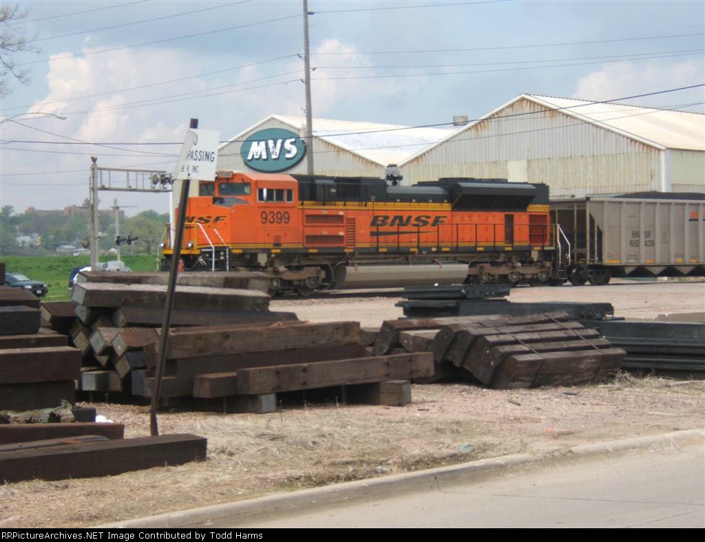 BNSF 9399